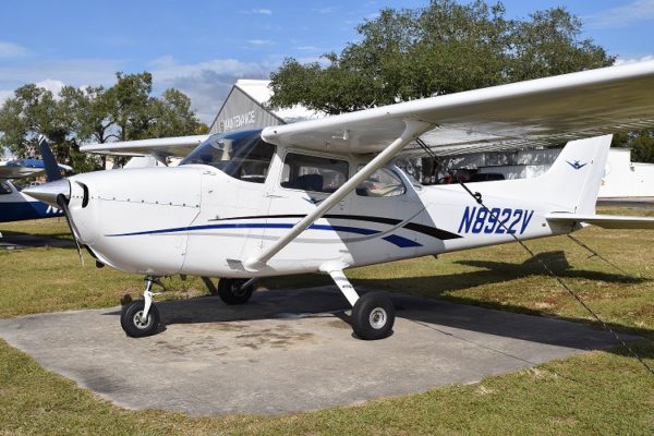 INTRODUCTORY FLIGHT – SINGLE ENGINE CESSNA 172 - Tampa Bay Aviation